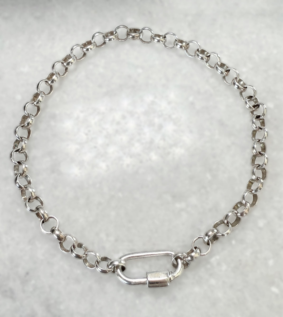 Carabiner Lock Bracelet – Drowning Bear