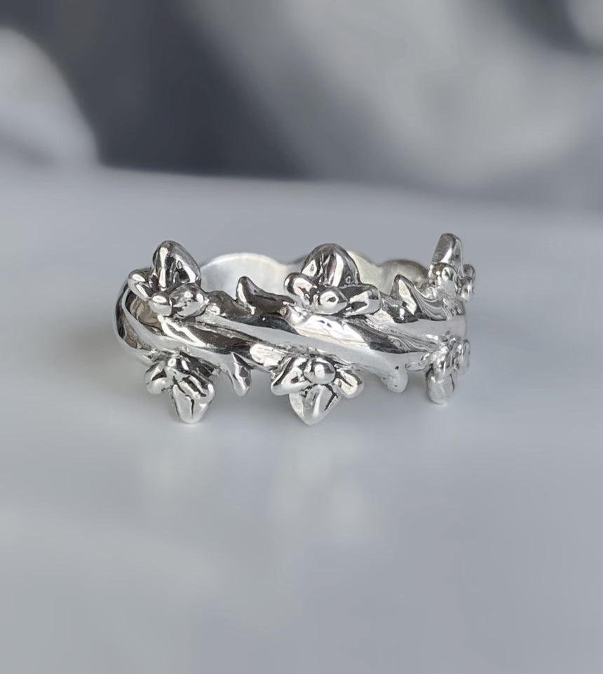 Thorns in the Flesh Ring – Drowning Bear